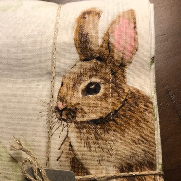 Pottery Barn | Dining | Pottery Barn Pasture Bunny Set Of 4 Napkins ...